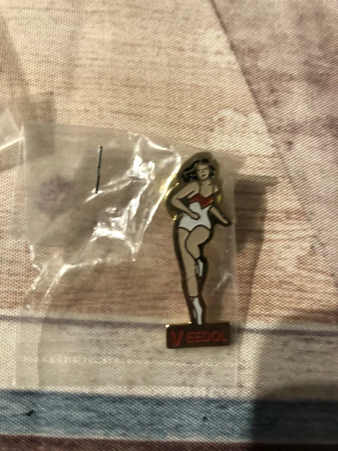 Pins Pin Sexy Pin Up Veedol Motor Oil « Neuf Jamais Déballé Ref L06 Eur 4 00 Picclick Fr